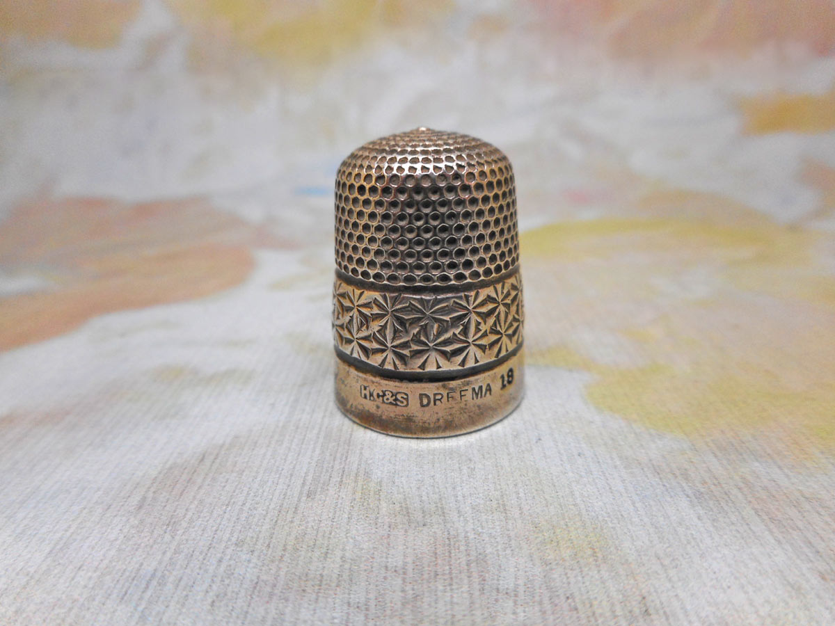 SOLD.....A patent Dreema thimble. Henry Griffith c1890 – Curio Cabinet ...
