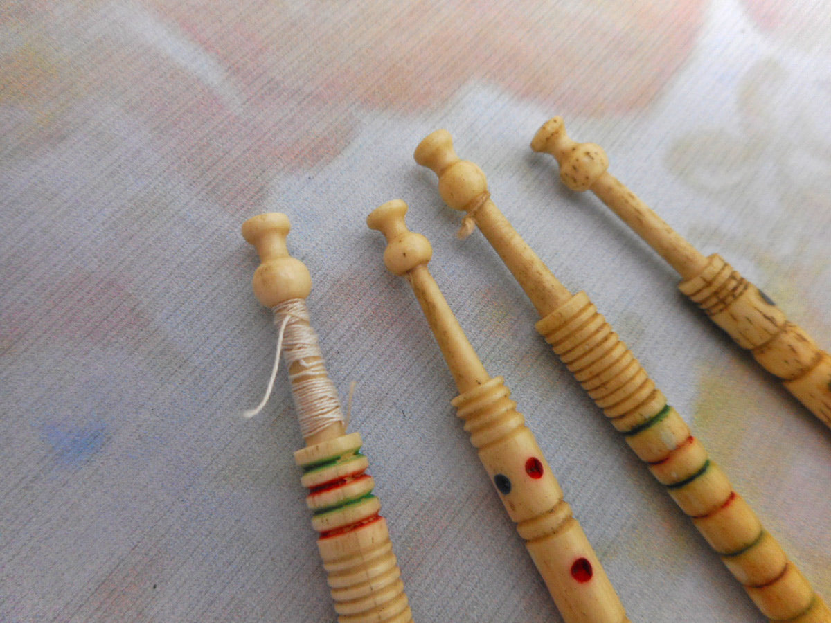 SOLD......Four 19th century bone lace bobbins. – Curio Cabinet Antiques
