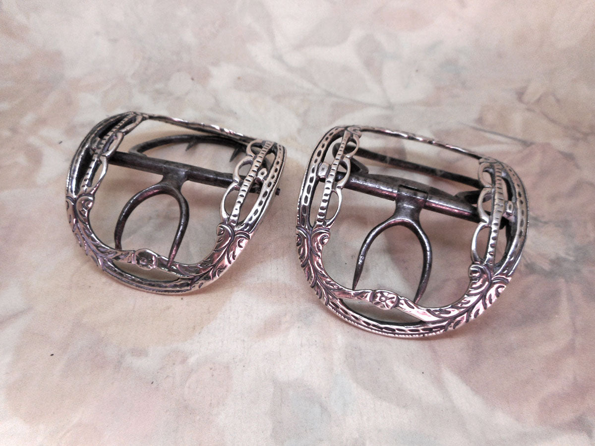 SOLD….A rare pair of Scottish 18th century silver shoe buckles. – Curio ...