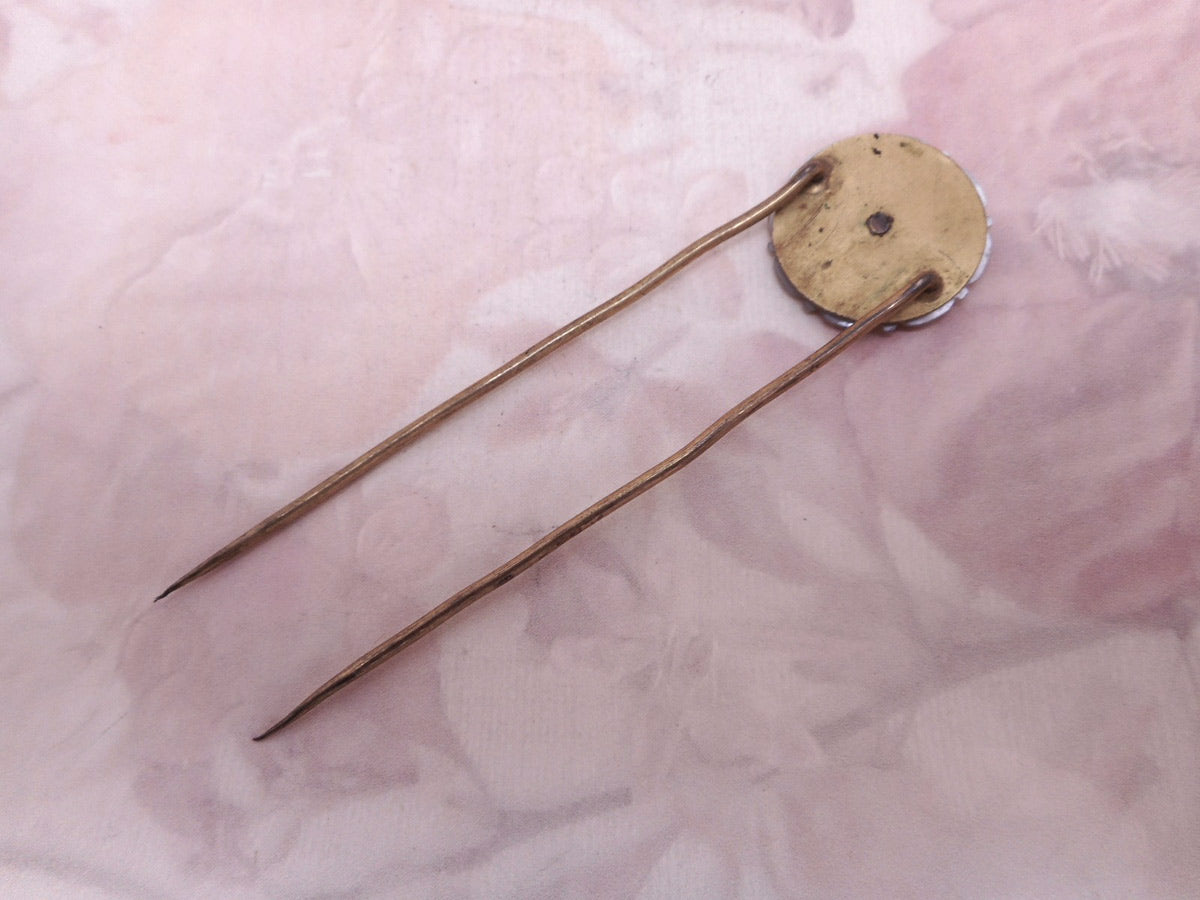 A decorative Victorian hair pin. c 1870 – Curio Cabinet Antiques